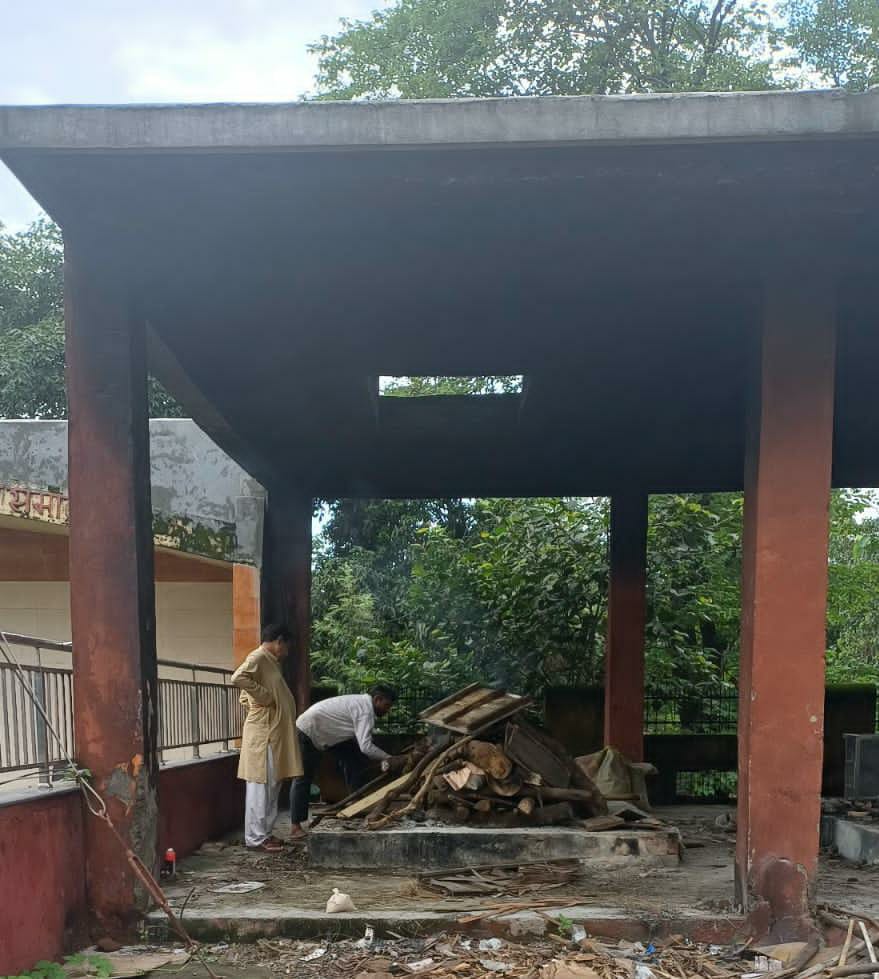 लावारिस शव का पूरे धार्मिक विधि विधान के साथ किया अन्तिम संस्कार – Janaagaj